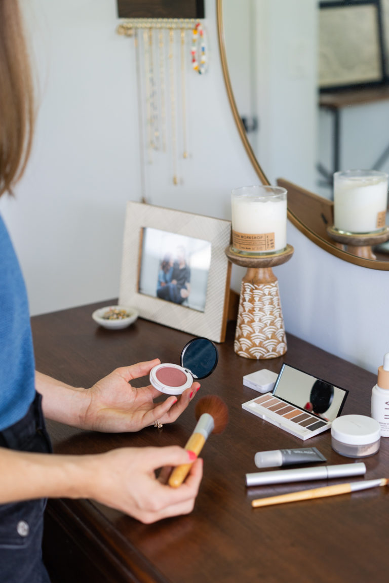 My Everyday Clean Makeup Routine - Abby Murphy